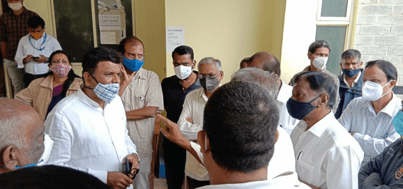 HSR Layout Residents Protest Against BESCOM For Frequent Power Cuts ... HSR Layout Residents Protest Against BESCOM For Frequent Power Cuts ...